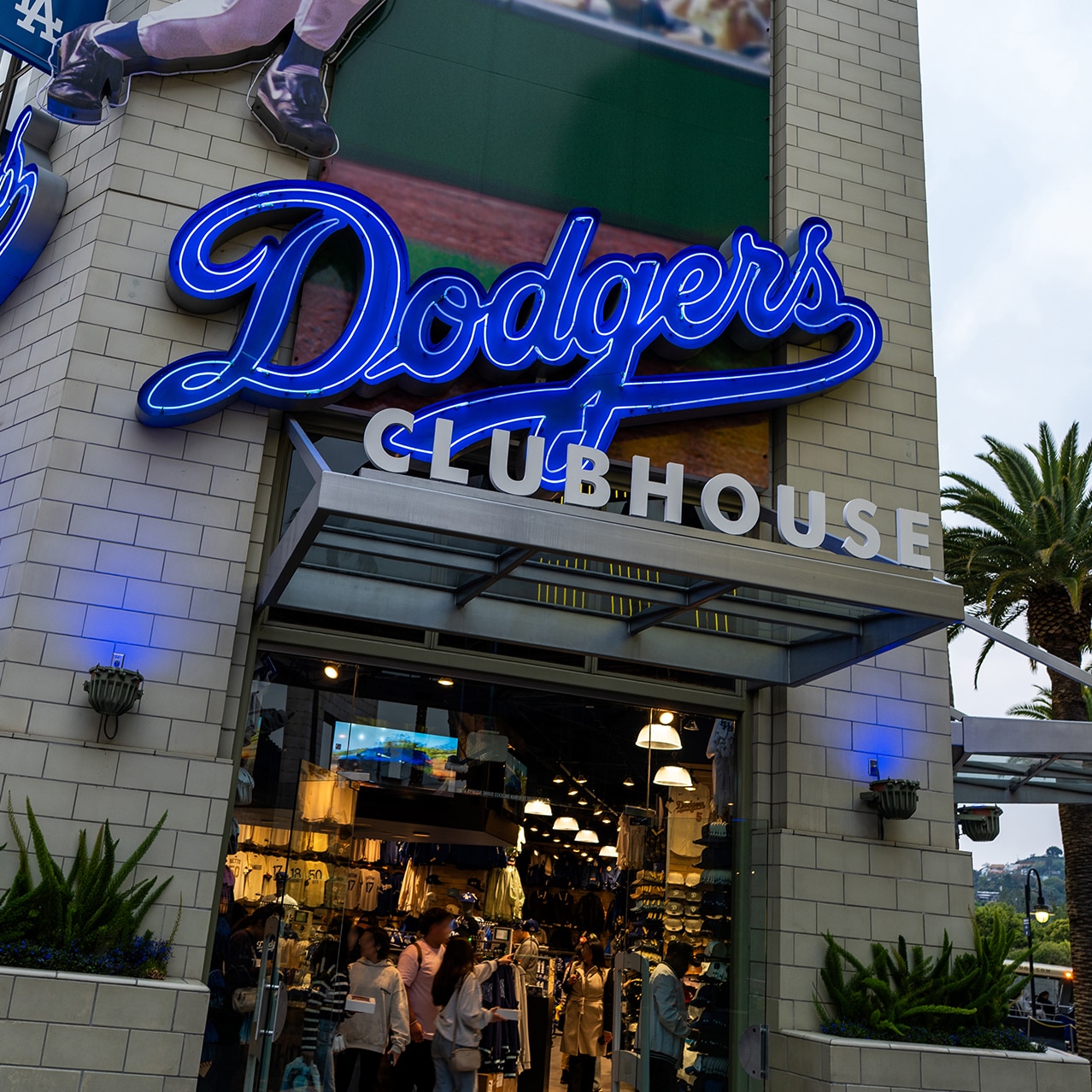 Dodgers Clubhouse Store | CityWalk Hollywood