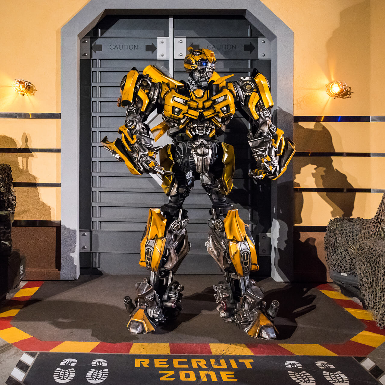 Meet Bumblebee | Universal Studios Hollywood