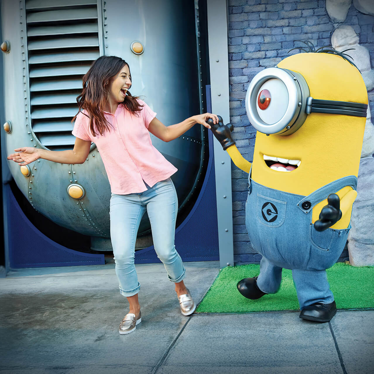 Meet Characters from Illumination's Despicable Me | Universal Studios ...