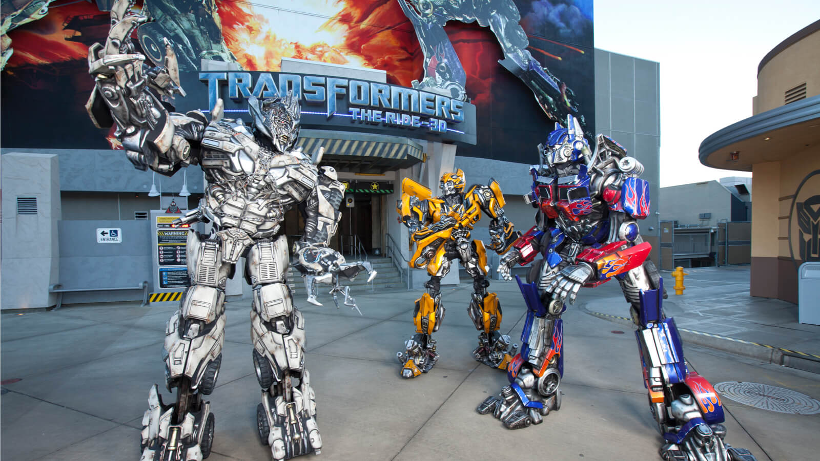 Meet Transformers at Metrobase | Universal Studios Hollywood