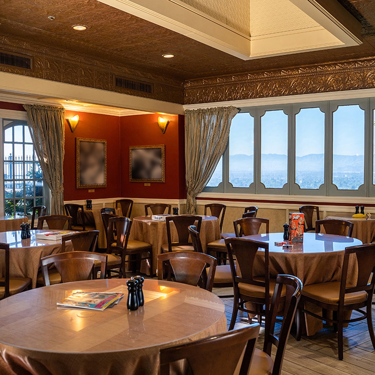 Grad Bash - Universal Youth Programs