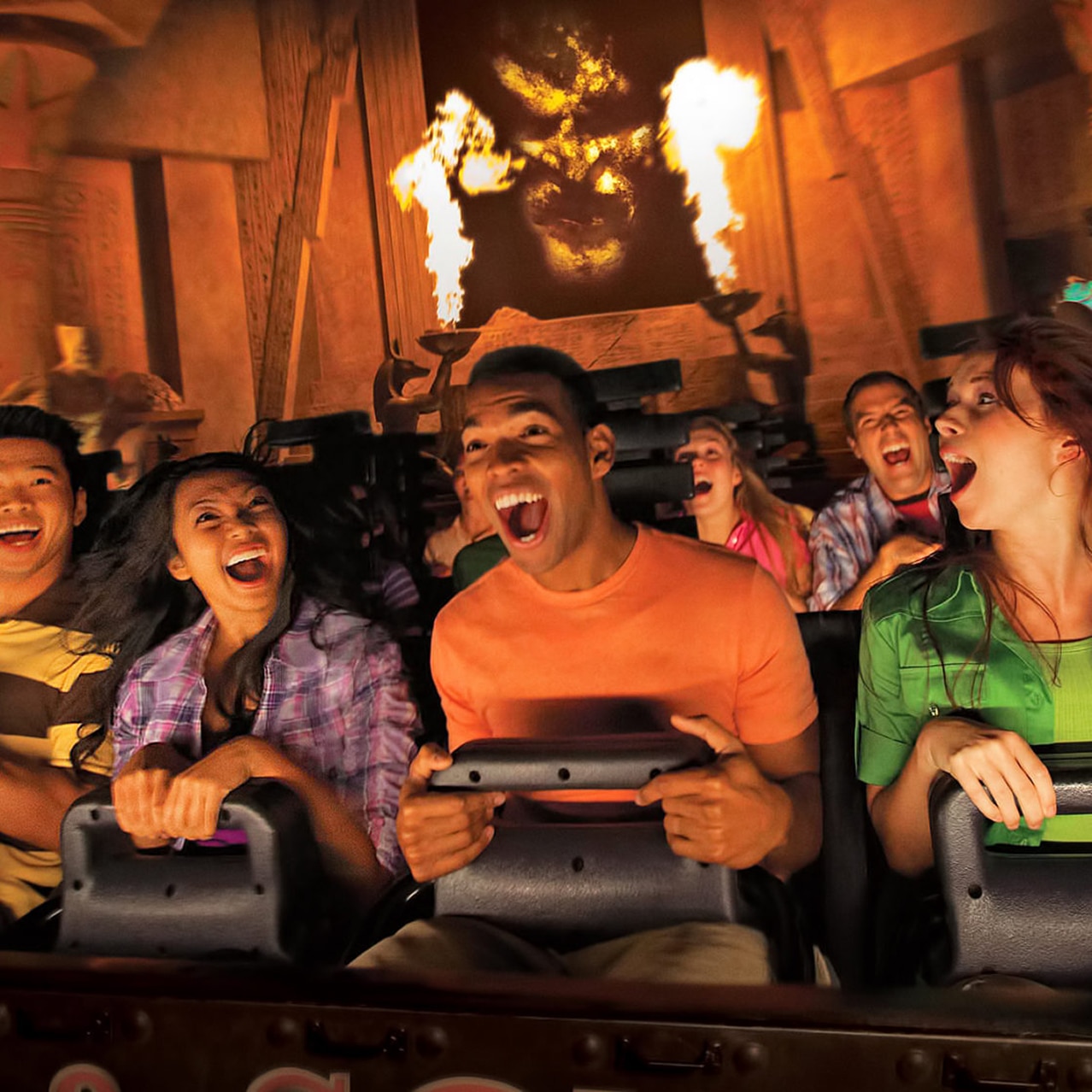 College Discounts - Universal Youth Programs